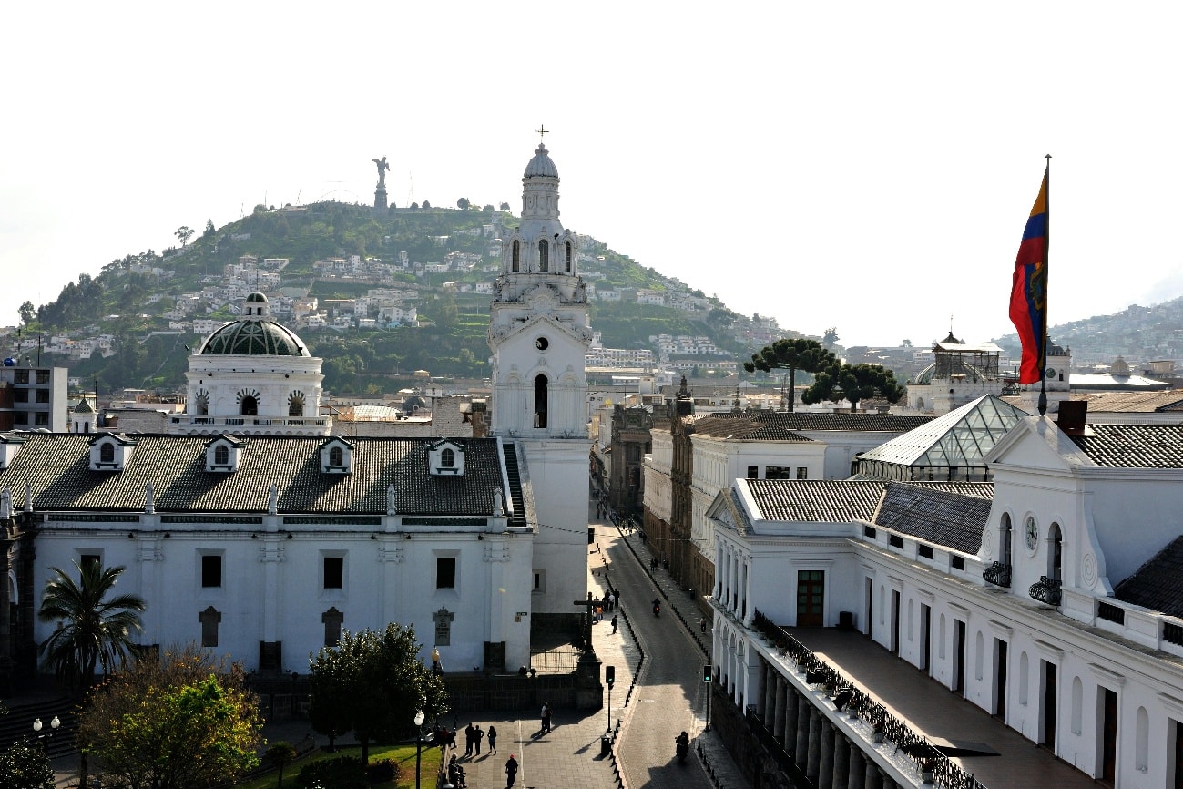 Ecuador en Clave de Lujo: Naturaleza, Cultura y Bienestar - Greece ...